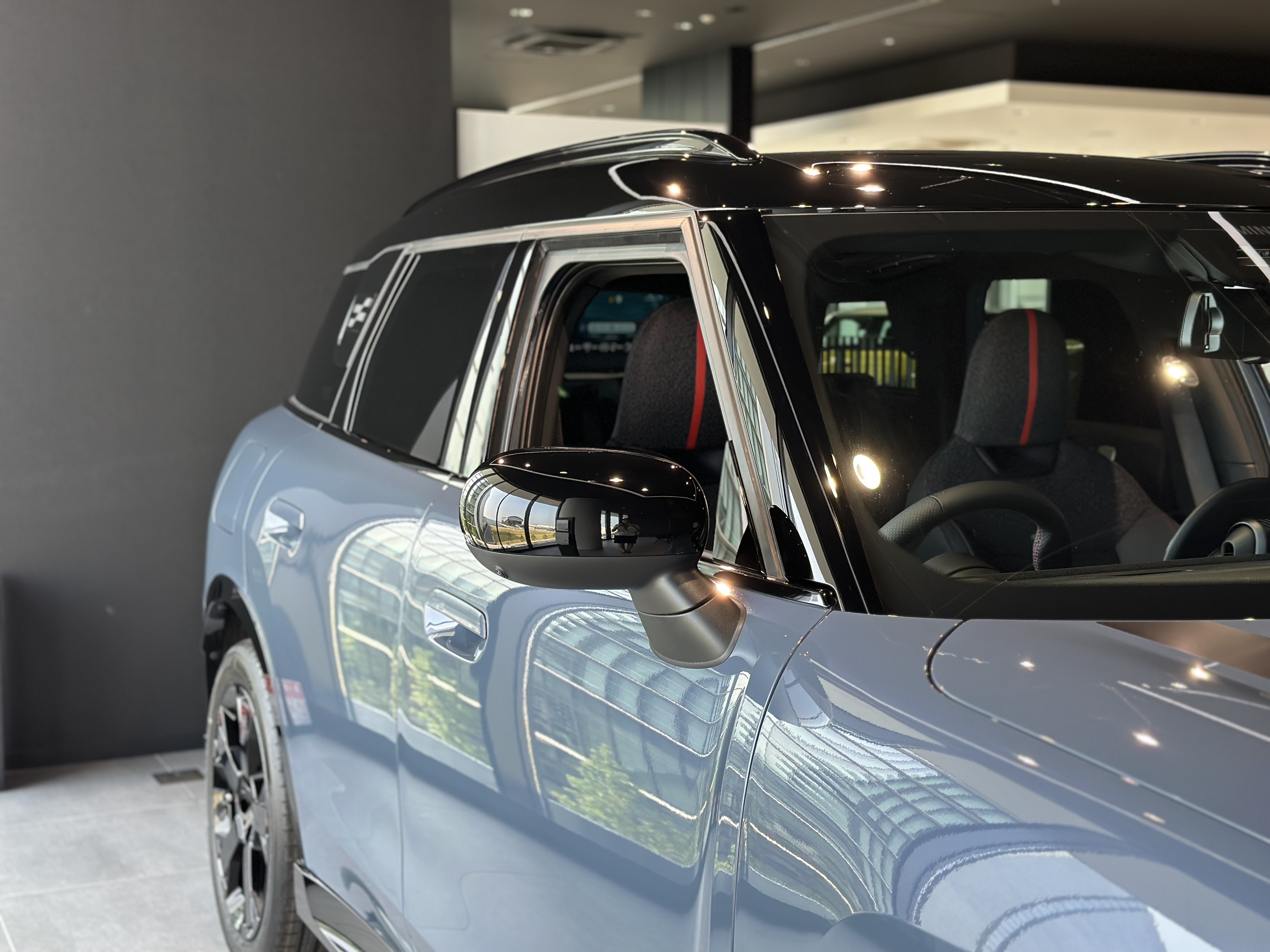 MINI COUNTRYMAN D【SLATE BLUE】ショールームデビュー！👨🏻‍🦰 | MINI ハーバー神戸